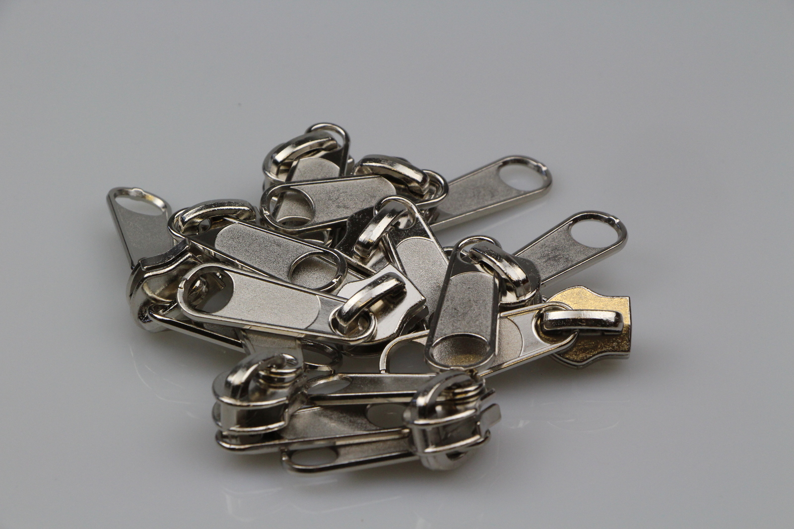 No. 10 Moulded Double Pull Zip Sliders 10pcs